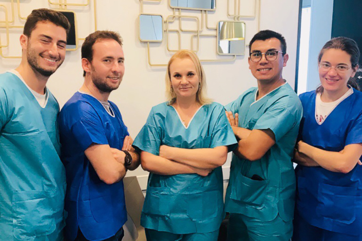 Praticiens du Centre dentaire Notre Dame de Lorette - Dentiste Paris 9